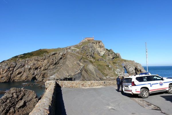 How to visit Dragonstone in real life: from Bilbao to San Juan de ...