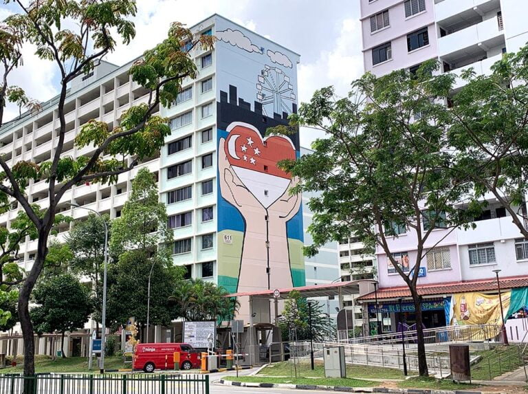 Where to find the huge Hougang HDB murals - The Occasional Traveller