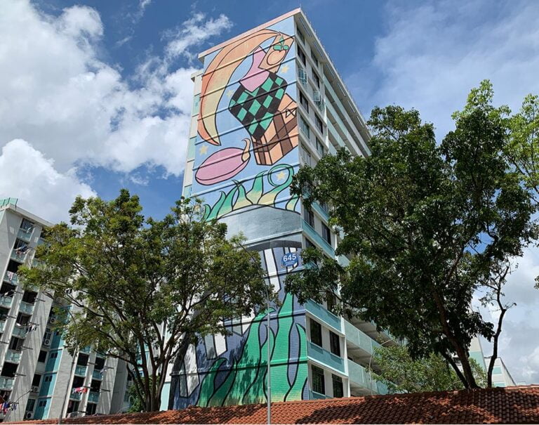 Where to find the huge Hougang HDB murals - The Occasional Traveller