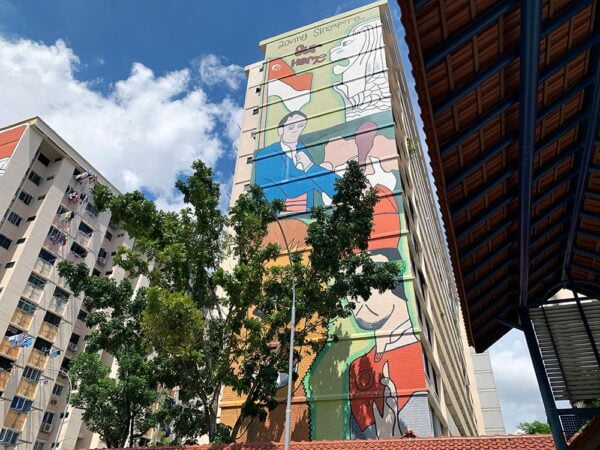 Where to find the huge Hougang HDB murals - The Occasional Traveller
