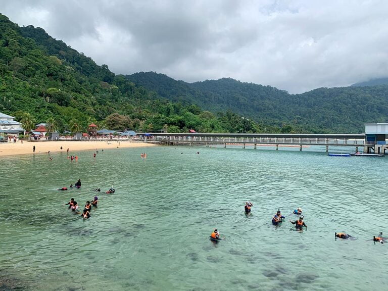 Cycling in Tioman from Tekek to Air Batang - The Occasional Traveller