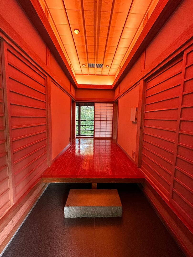 James Turrell House of Light 光の館 - Sleeping in an artwork at Echigo ...