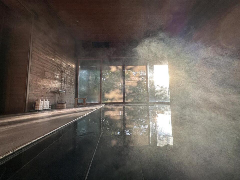James Turrell House of Light 光の館 - Sleeping in an artwork at Echigo ...