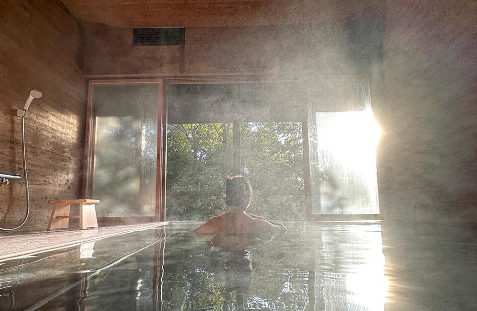 James Turrell House of Light 光の館 - Sleeping in an artwork at Echigo ...