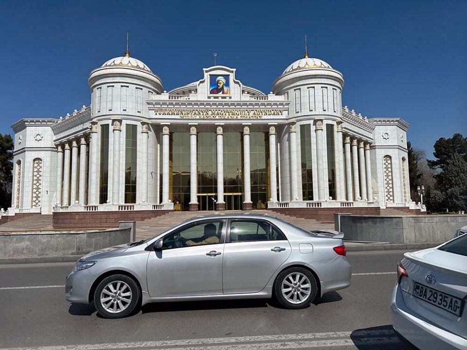 My experience in Ashgabat - the oddity of Turkmenistan's Marble City ...